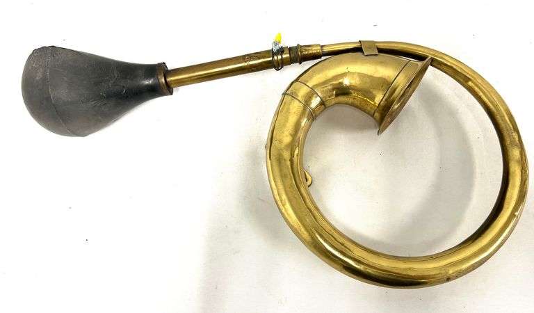 Antique Deluxe Brass Automobile Horn - Auctionology LLC