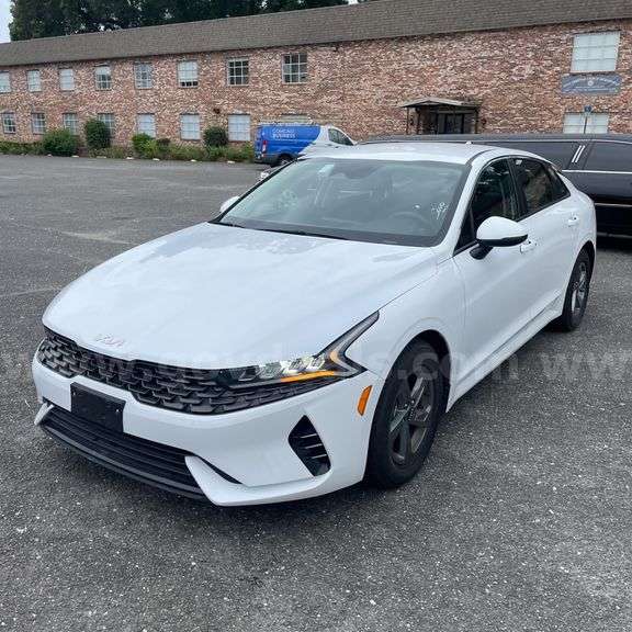 2022 Kia K5 LXS - Auctionology LLC