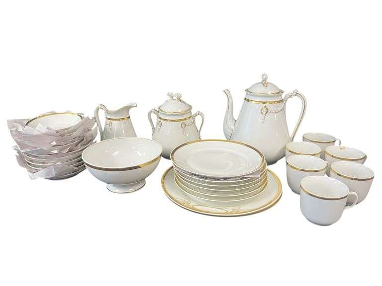 Haviland Limoges “Wedding Ring” China - Auctionology LLC